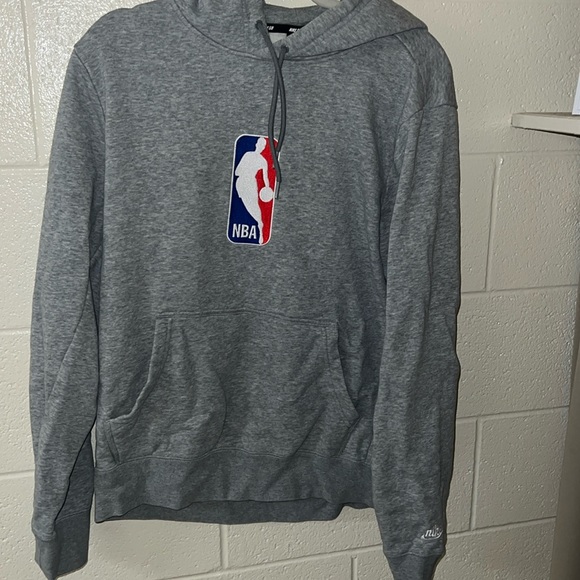 Nike | Sweaters | Nba Nike Sb Hoodie Size Large Grey Worn 2 Times Great ...
